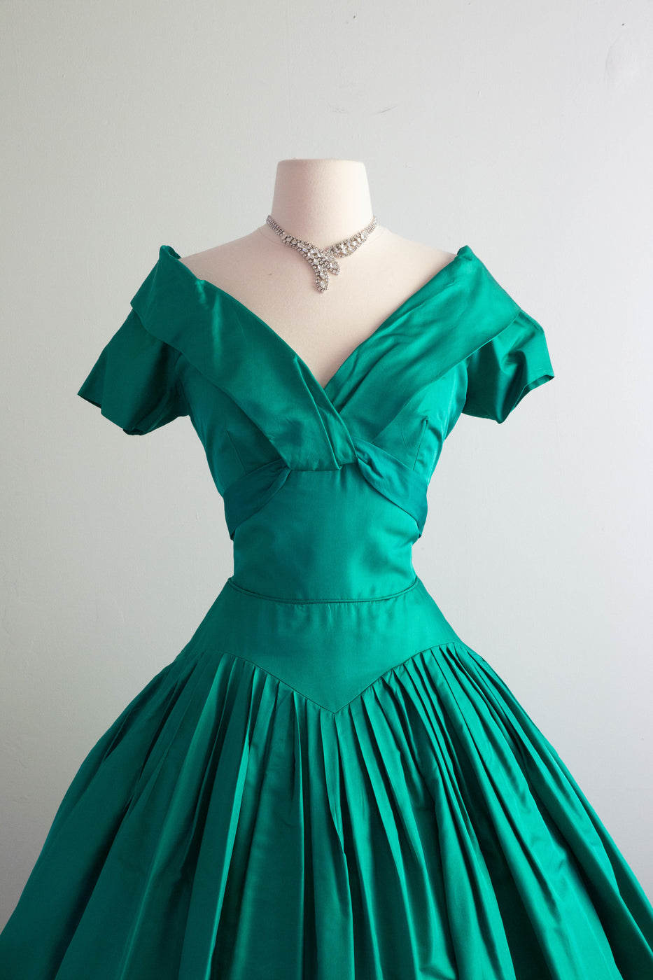 Spectacular 1950's Demi-Couture Emerald Green Silk Party Dress By Rapp ...