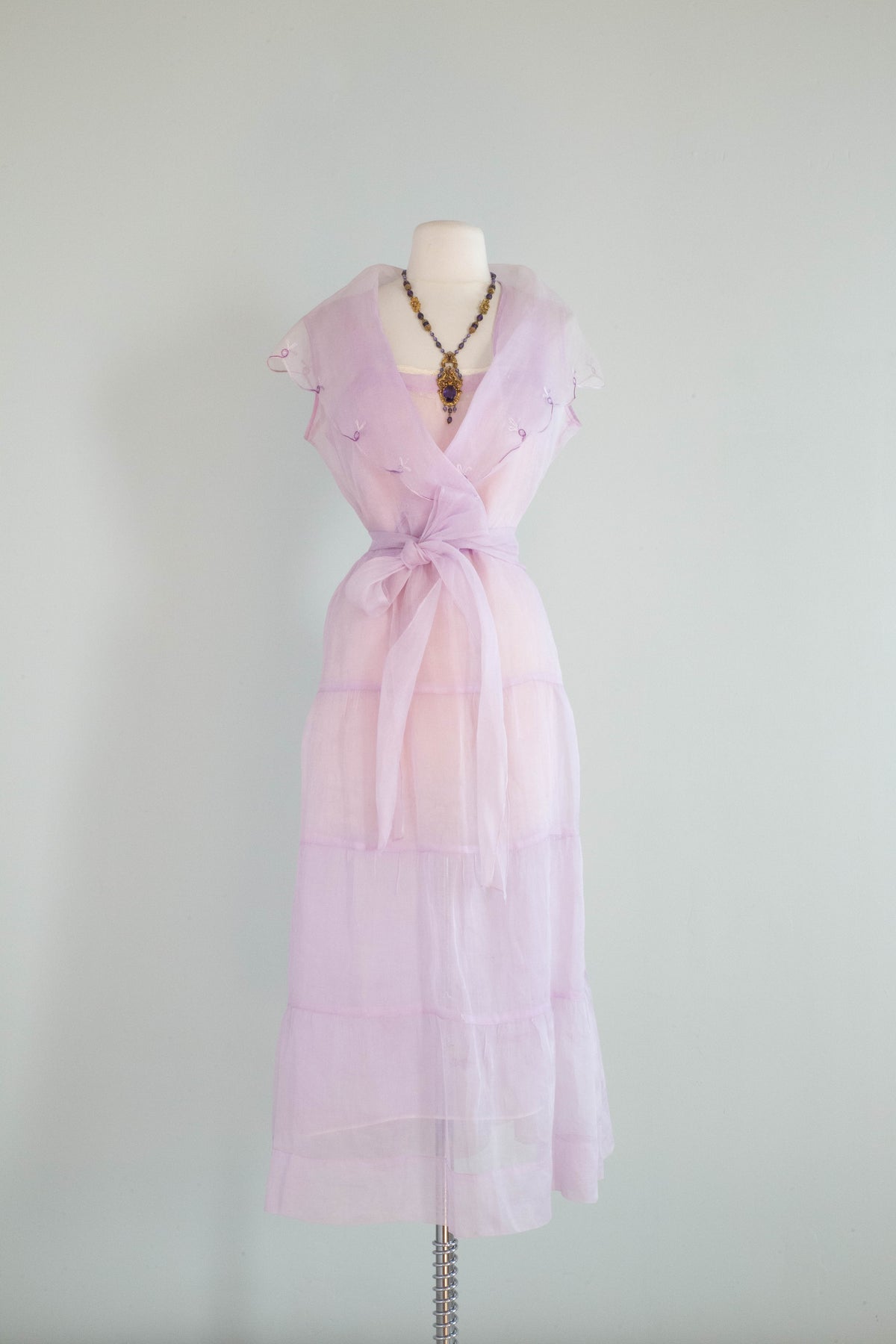Ethereal Late 1920's Lavender Mist Organdy Tea Dress / ML – Xtabay Vintage