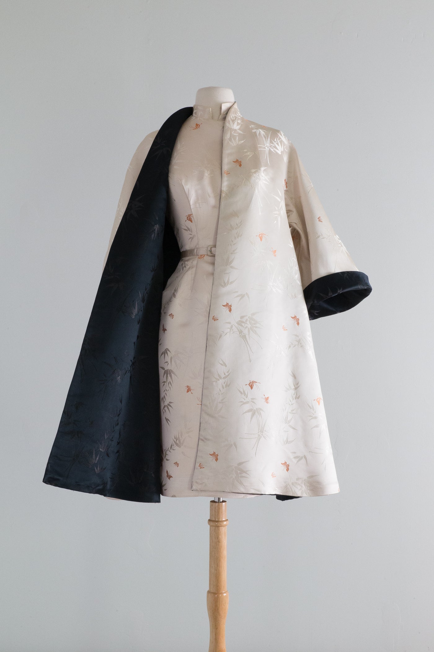 Divine 1950's Dynasty Ivory Silk Cheongsam Dress & Matching Coat / Sma ...