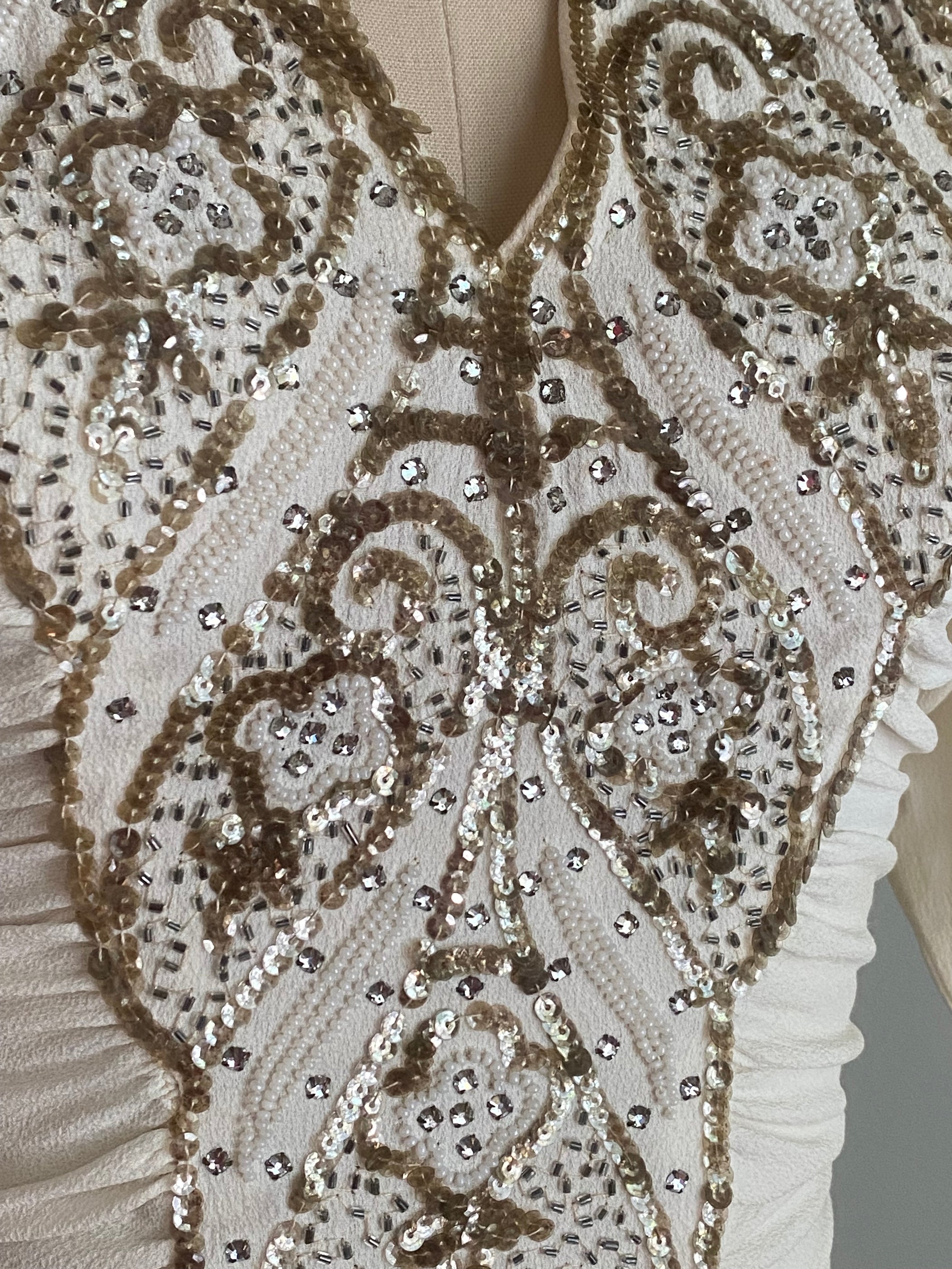 Stunning 1940's Ivory Moss Crepe Beaded Hollywood Glamour Evening Gown ...