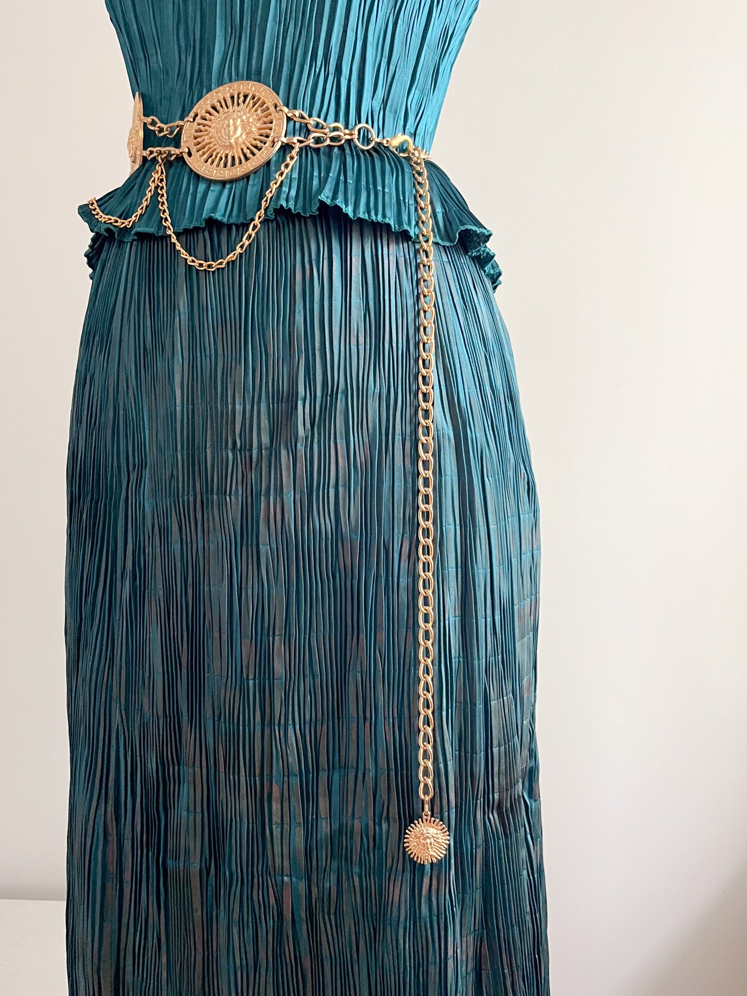 Gorgeous 1970's Gold Chain Statement Belt / S/L – Xtabay Vintage