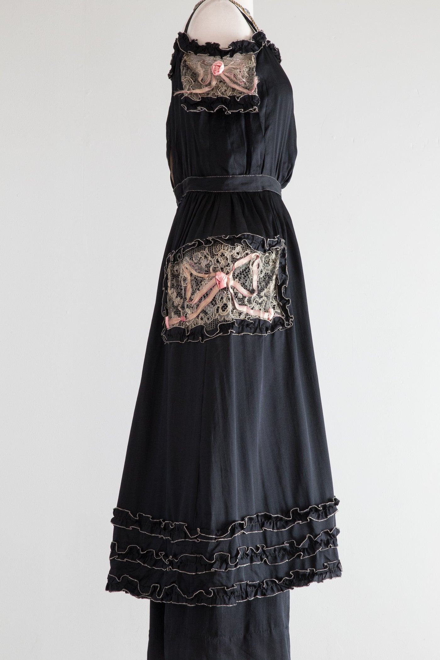 Rare Late Edwardian Robe de Style Silk Evening Dress With Panniers / S ...